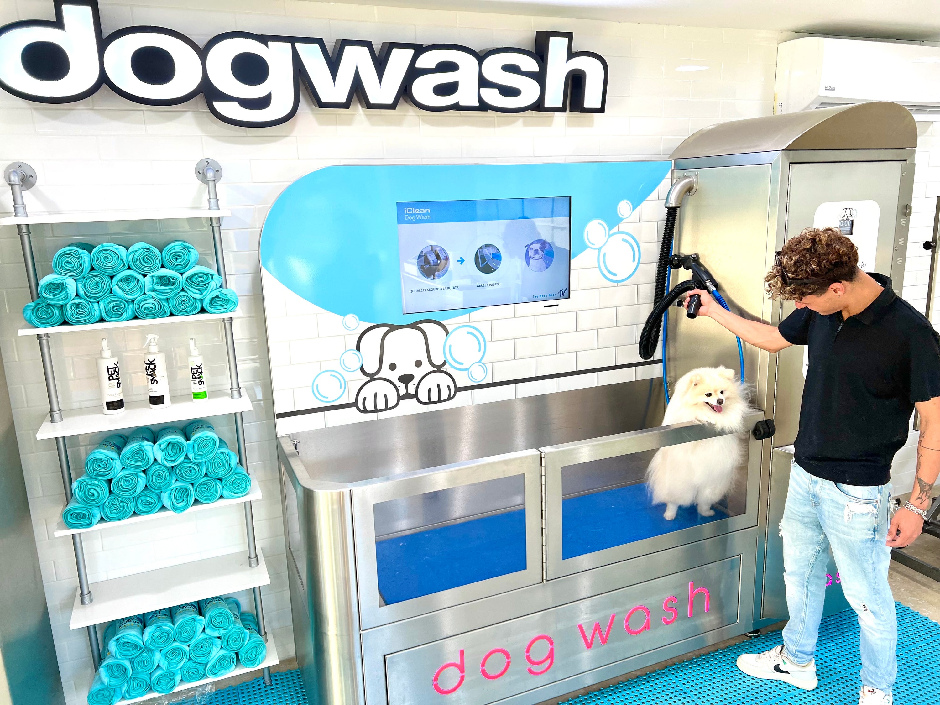 The Bark Bath Dog Wash